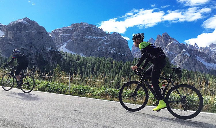 Benefits of riding clipped-in to your pedals - Skedaddle Blog